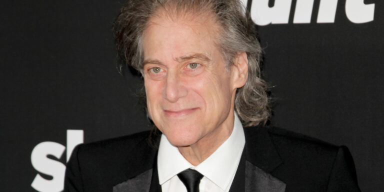 'Curb Your Enthusiasm' Actor Richard Lewis Dies at Home – Cause of ...